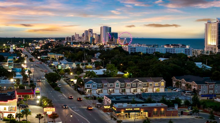 Pier View - Spacious Home Sleeps 10 - Pet Friendly - サウス・カロライナ州