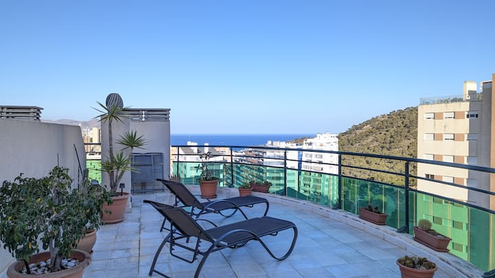 Vila Park Rooftop Apartment - Finestrat