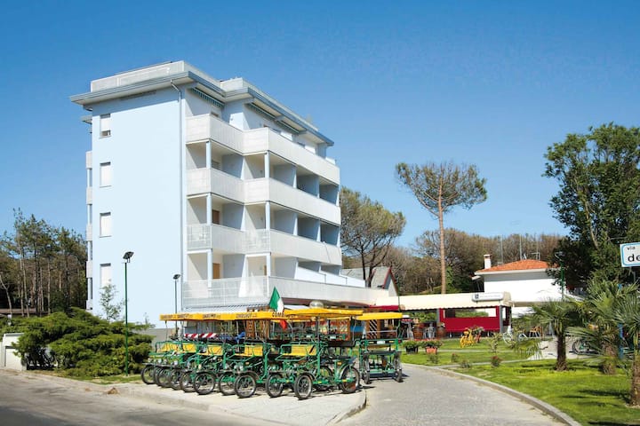 Appartement De Vacances Avec Climatisation Et Balc - Bibione
