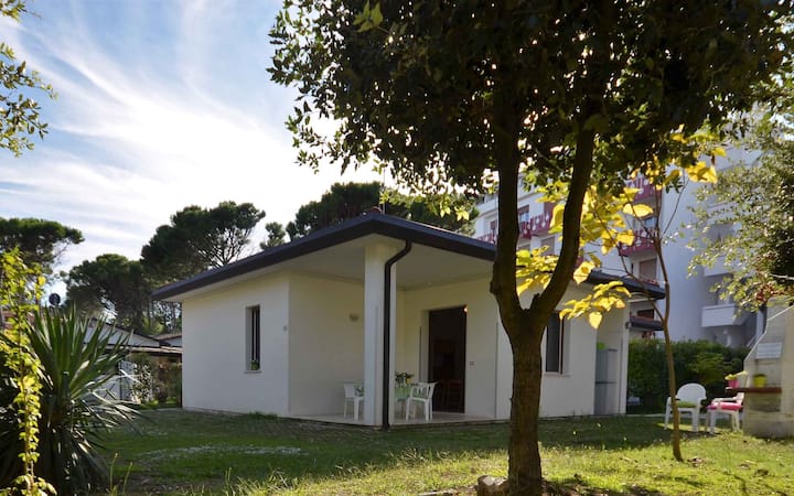 Bungalow Mit Klimaanlage Und Terrasse - Bibione Pineda