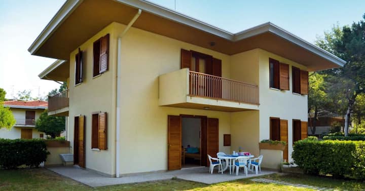 Holiday Apartment With Air Conditioning - Caorle