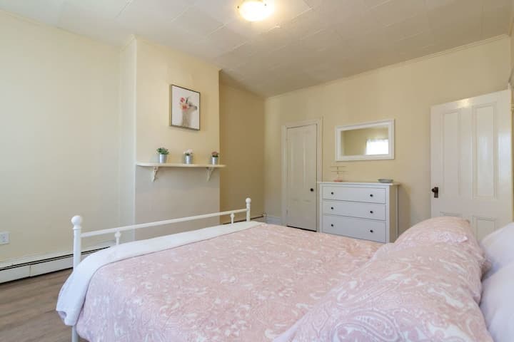 Cozy 3br Loft In Heart Of Uptown - Parking & Coffe - Saint John, Nova Brunsvic, Canada
