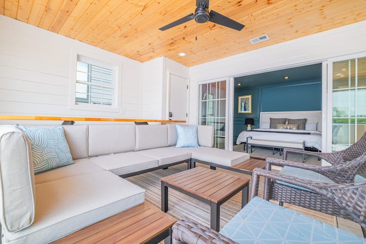 Peacock's Perch| Broadway 2mi| Rooftop Hottub -B - Nashville, TN