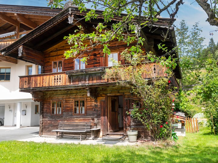 Maison Tyrolienne Authentique, 270m Du Téléski - Kitzbühel