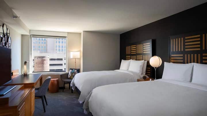 Iowa Hideaway L Golf. Fitness Room. Free Shuttle. - Des Moines
