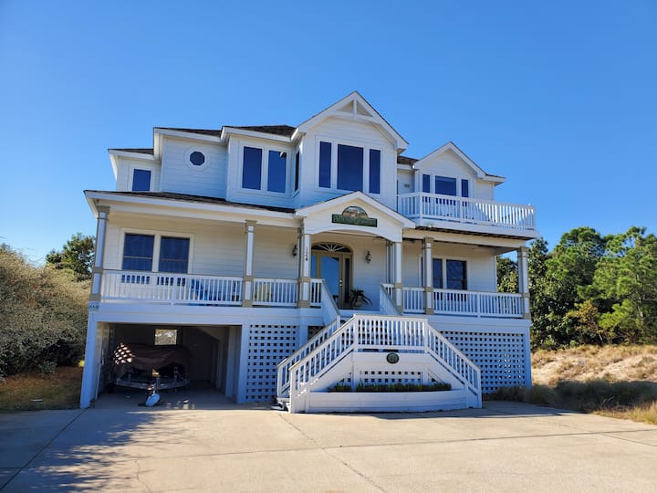 Spectacular Views! Pool, Hot Tub, Decks, Private S - Duck, NC