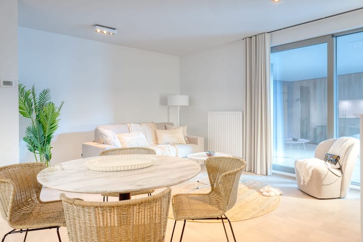 Cozy 4-guest Apartment In Ostend - Ostend