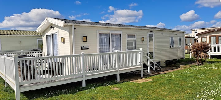Beautiful 3-bed Lodge In Kent - Dungeness