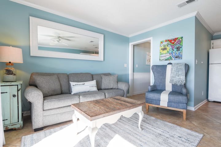 Coastal Condo W/ Easy Beach Access On Scenic 98! - Ferris Wheel, Destin