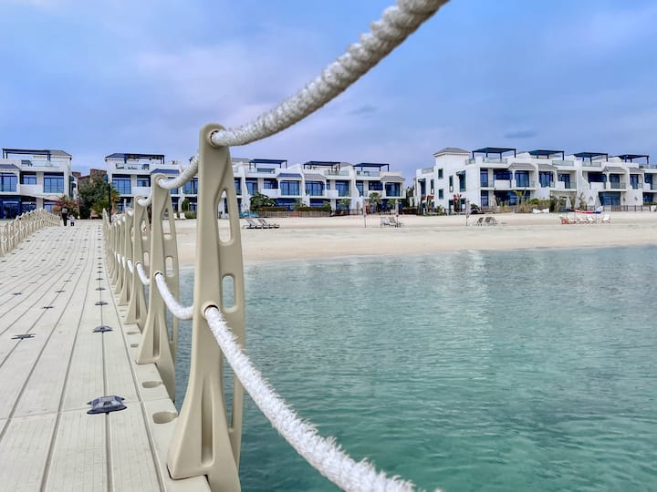 Luxury Palm Villa With Rooftop Garden, Pool, Beach - Dubaï