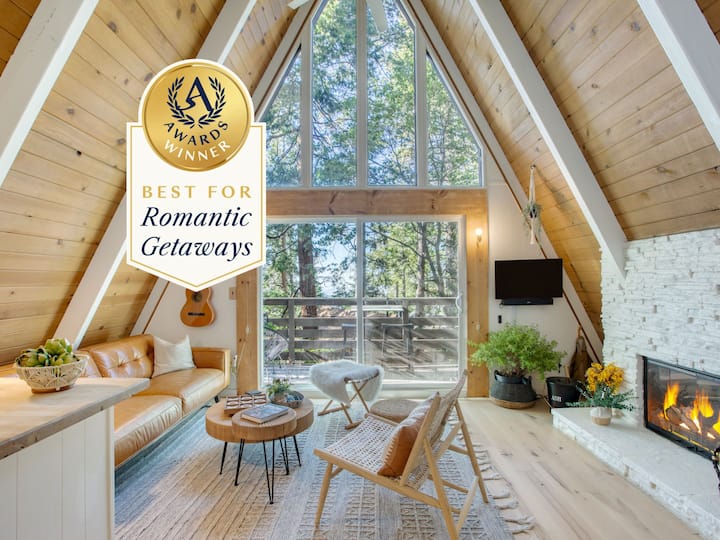 Modern A-frame | Forest Views, Outdoor Dining, Bbq - San Bernardino, CA