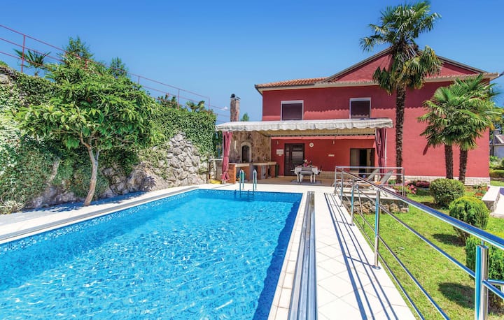 Awesome Home In Pobri - Opatija