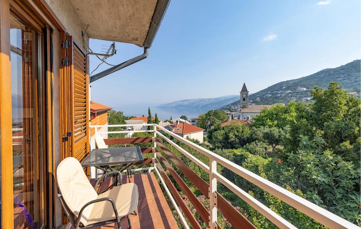2 Bedroom Beautiful Apartment In Sveti Juraj - Senj