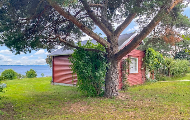 Amazing Home In Gränna With House Sea View - Gränna