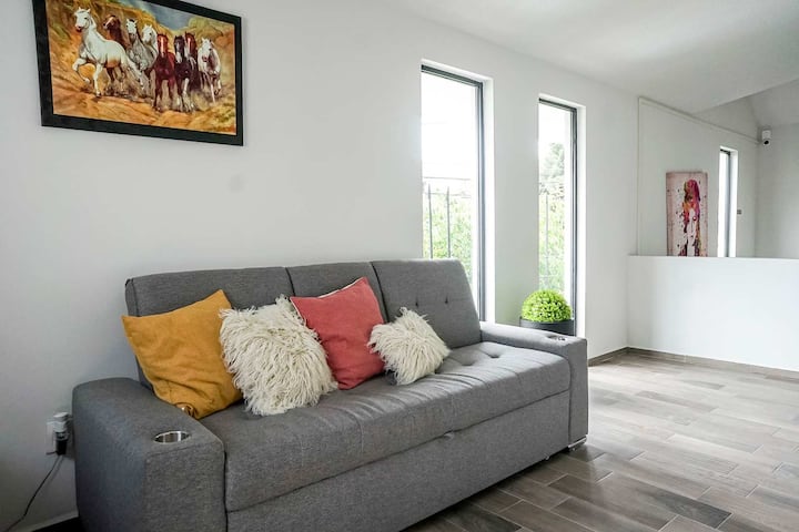 Cozy Room With Patio In León - León, Mexico