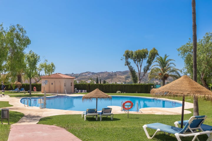 Luxury Mijas Golf, Pool & Pet Retreat - Mijas