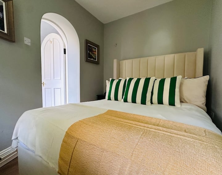 Fabulous 1-bed Getaway In Edinburgh's New Town - Edinburgh