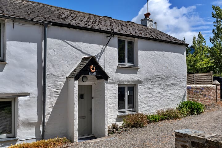 Porth Cottage - Mawgan Porth