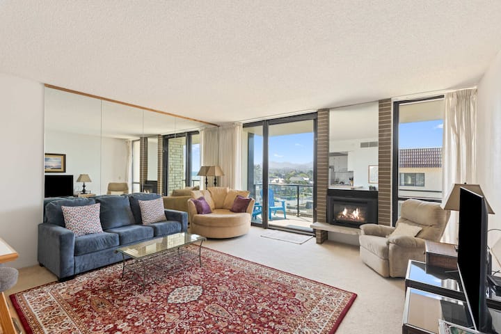 Sand & Sea (410) Seaside Escape: Oceanfront W Pool - Seaside, OR