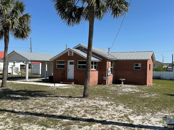 Cottage By The Sea - Mexico Beach, FL