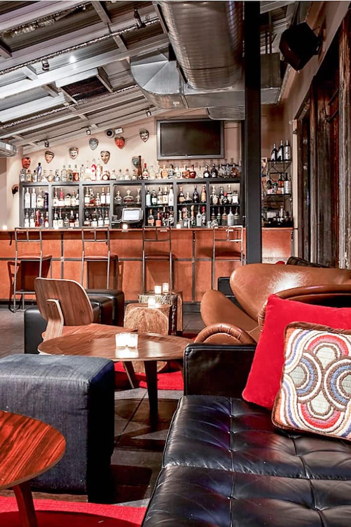 Hit The Meatpacking District For Upscale Boutiques - New York City