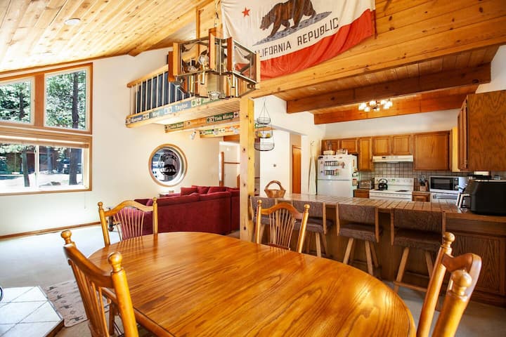 Bolzano Retreat-trager Bbq, By Skiing - Truckee, CA