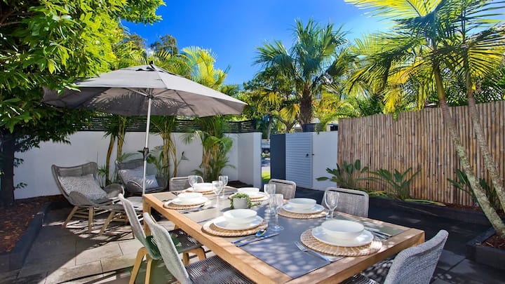 Renovated Noosa Parade Townhouse Walk To Beach - Noosa Heads