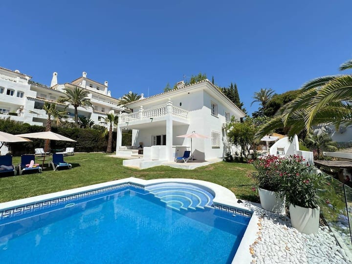 Karey Boutique - Junior Suite With Golf Views - Marbella