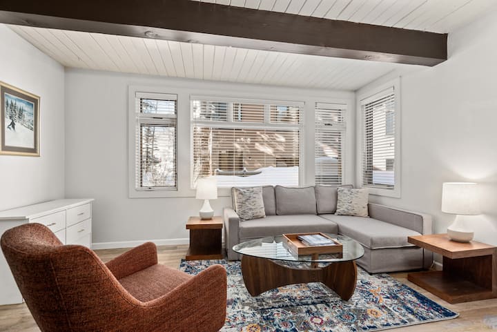Mountainside Studio W Pool, 3 Min Walk To Mountain - Snowmass Village, CO