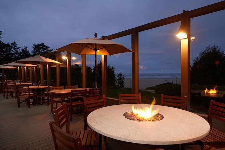 Pet-friendly Stay, Ocean View, Indoor Pool - Newport, OR