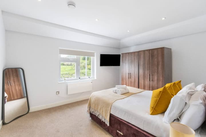 Elegant 1-bed Comfort In Shenfield Centre - Chelmsford