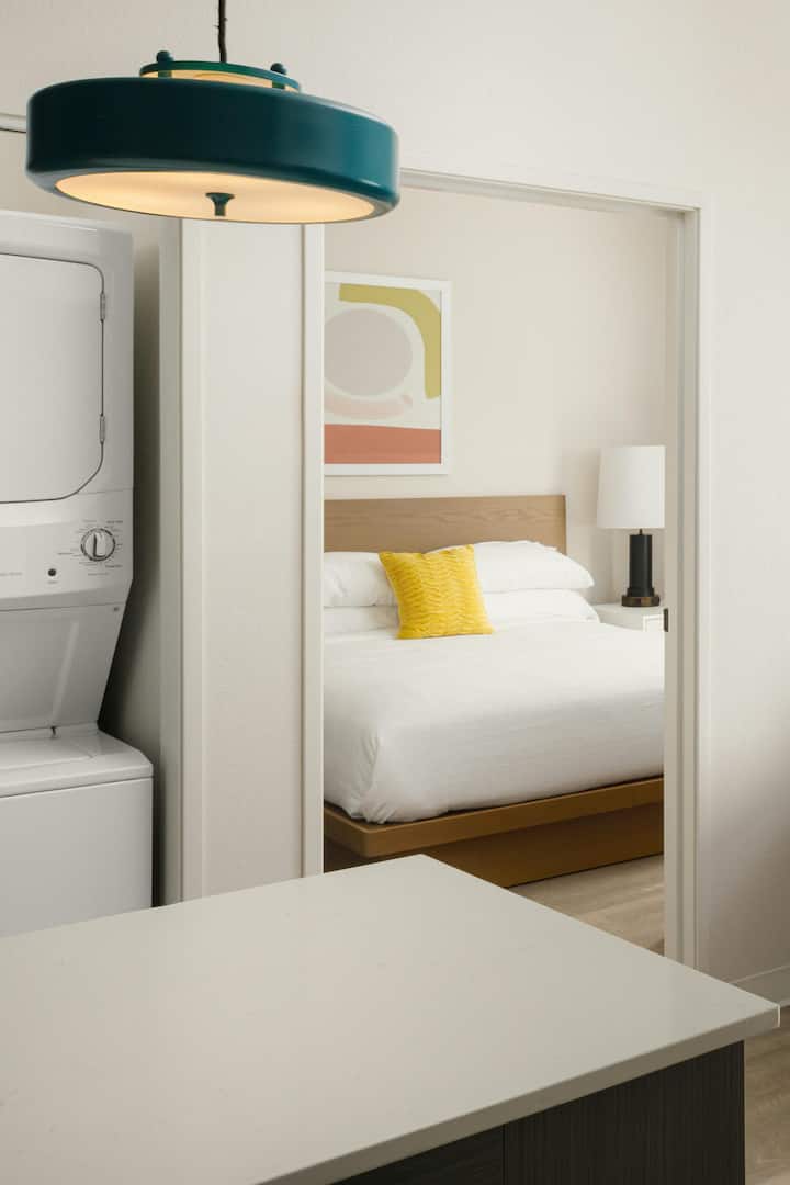 Studio Suite - Jacksonville, FL