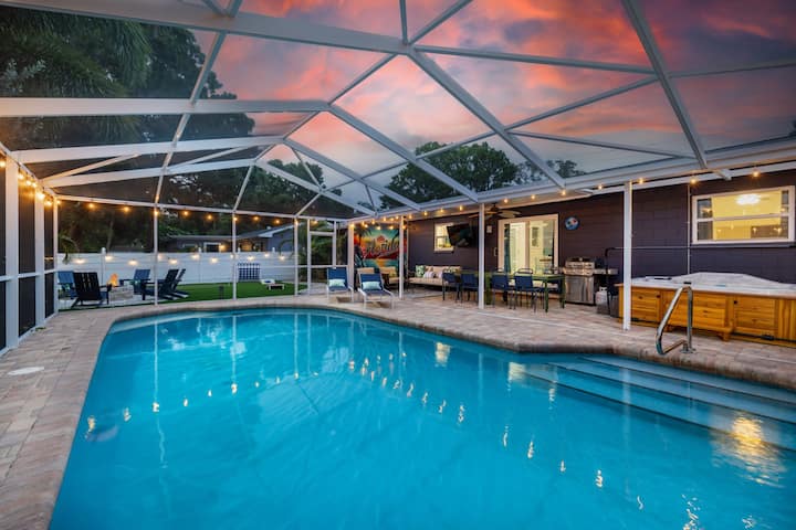 Epic Indoor Slide! Pool|hot Tub|mini Golf|fire Pit - Madeira Beach, FL
