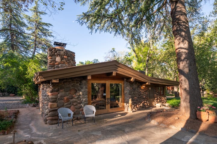 Historic Doodlebug Ranch - The Cottages - Sedona, AZ