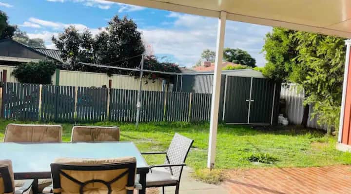 Pet Friendly- Close To Fiona Stanley: Perth: Freo - Fremantle