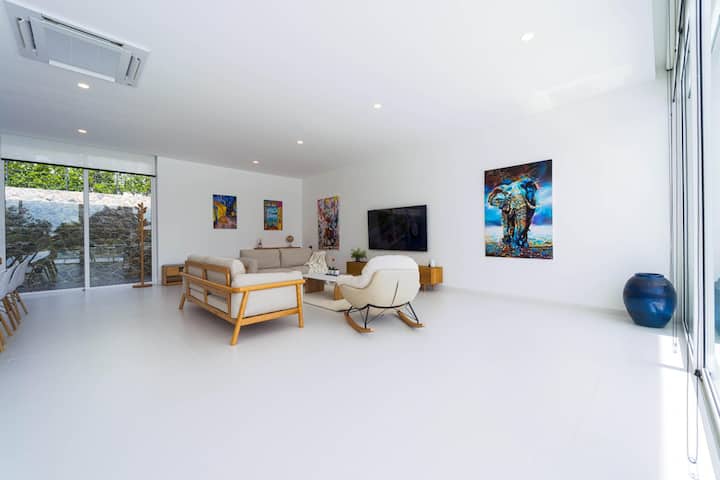 Luxury 4 Bed Pool Villa Palm Hills Golf Club (4a) - Cha-am