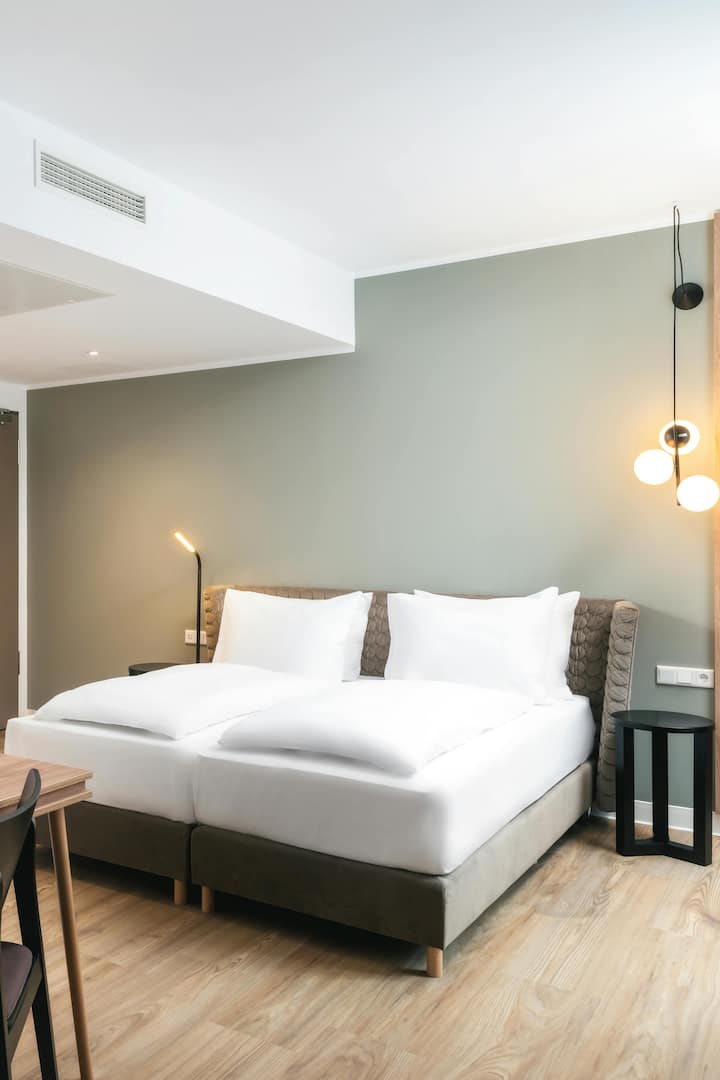 Boutique Hotel In The City Center - Regensburg