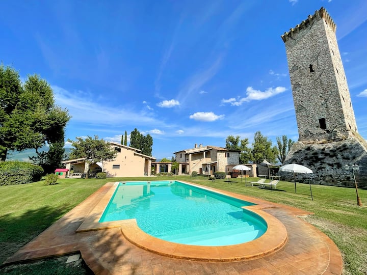 Fabuleuse Villa Avec Piscine Clôturée, Immense Ter - Assisi
