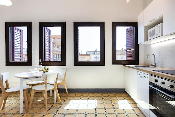 Pujol Barbera By Unik Tarragona - Cap Salou