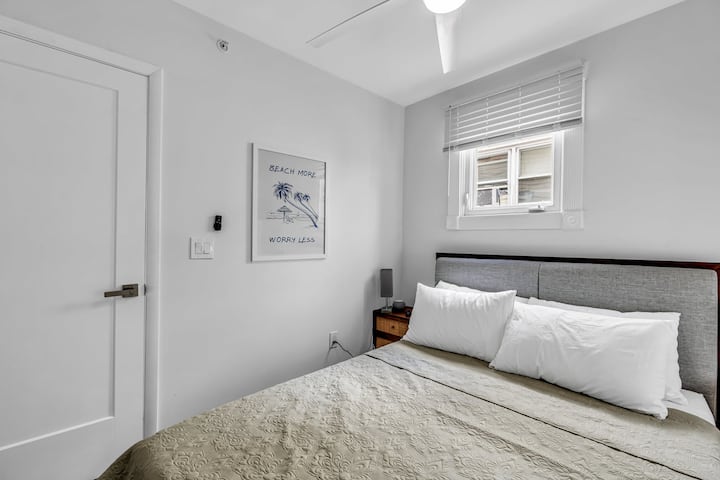 Fully Renovated 2 Bedroom Ocean Grove Beach Apt. 1 - Long Branch beach