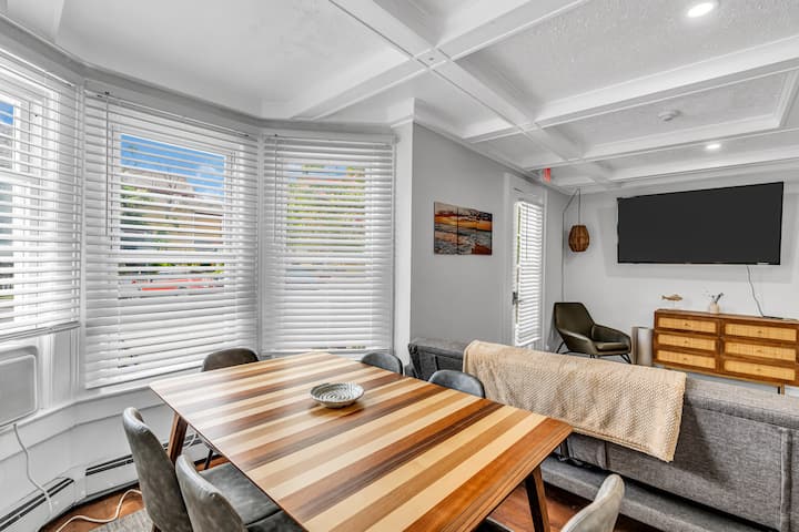 Fully Renovated 2 Bedroom Ocean Grove Beach Apt. 1 - Deal, NJ