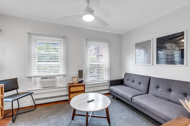 Fully Renovated 1 Bedroom Beach Suite #5 - Belmar, NJ