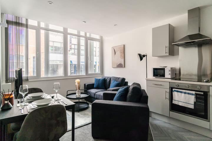 Central Preston 1-br Apartment With Modern Comfort - Preston