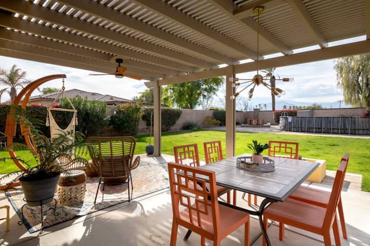 Desert Retreat W/ Spa, Views & Resort Amenities - Coachella, CA