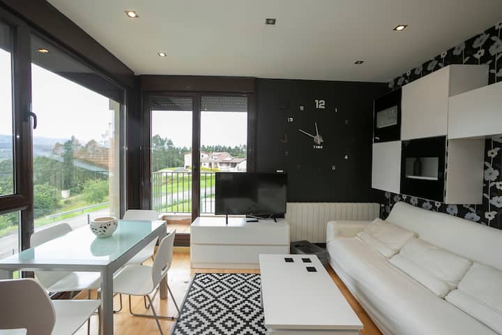Apartamento En Valoria Con Piscina - San Vicente de la Barquera