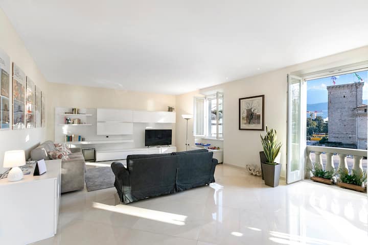 Life & View Luxury Apartment - Happy Rentals - Ledro