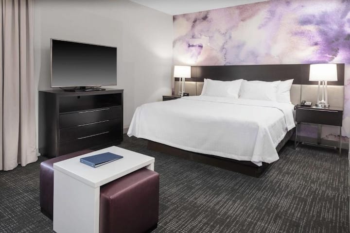 King Studio Suite Near Woodmore Towne Centre Wdc - Largo, MD