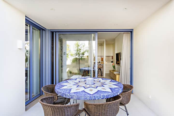 Contemporain, Avec Patio Et Piscine - Tavira