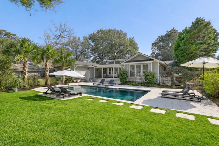 Charming Mt Pleasant Getaway With Heated Pool - マウントプレザント, SC