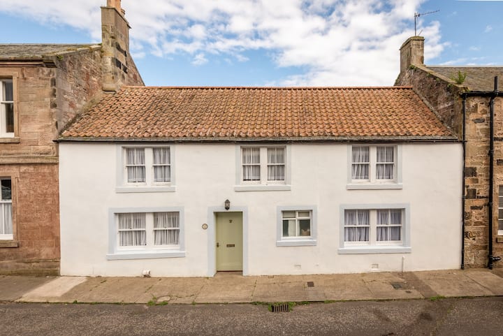 St Anne's, 56 Marketgait, Crail, Ky10 3tl - Crail